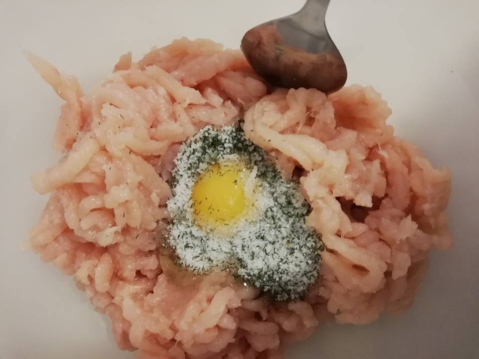 Parizer de pui fiert in cana – eusipiticulmeu